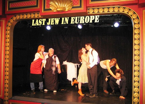 JewishPost.com - Last Jew In Europe, on the New York stage as of March ...